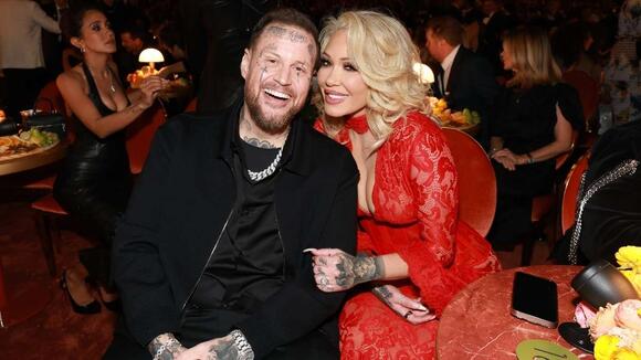Jelly Roll Tears Up During Grammys Speech As He Praises Wife - NewsBreak