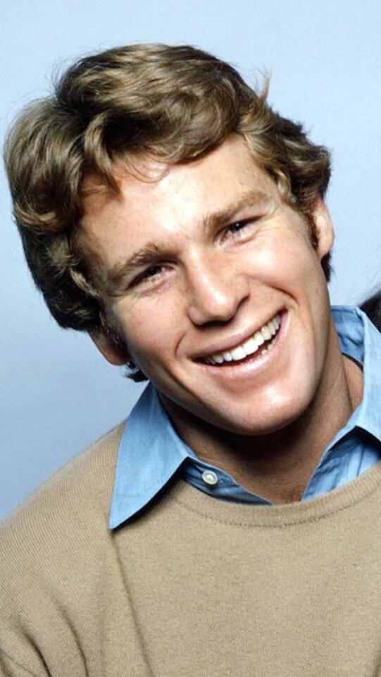 11 Actors Everyone Had a Crush on in the 1970s-1980s - NewsBreak