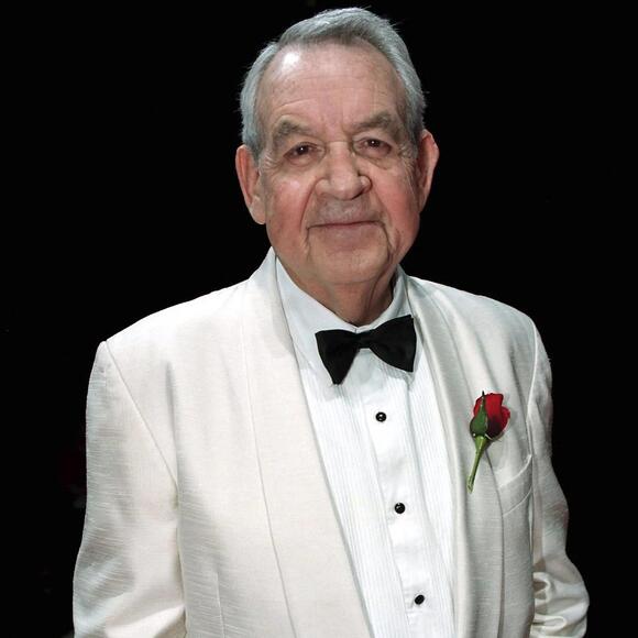 Tom Bosley — Read About the Man Who Brought Mr. C to Life on ‘Happy Days’