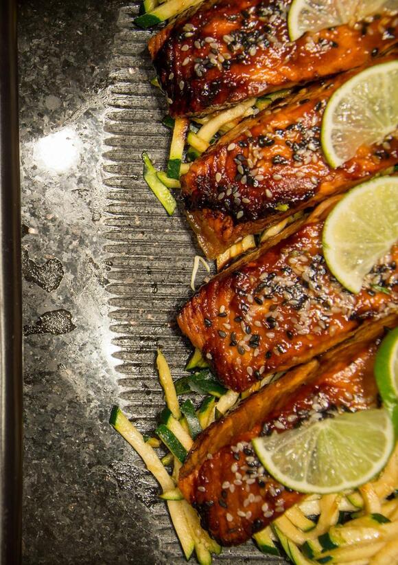 From Caveman to Keto: Comparing the Top 5 Eating Plans for 2026 - NewsBreak