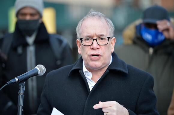 Adams plans to give NYC bureaucrats $2.1B raise as he pushes program ...