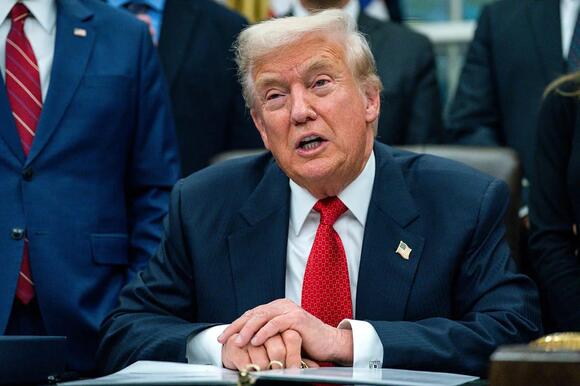 Donald Trump Implies He’d Be ‘Proud’ to Bomb Mexico If It Stopped Drug ...