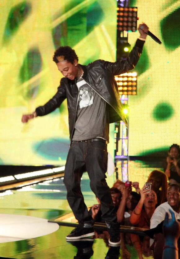 35 Pounds Gained: How Wiz Khalifa Went From Skinny to Buff With MMA ...
