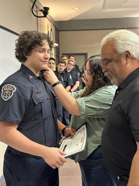 18-year-old now the youngest licensed EMT for EMSA in Oklahoma