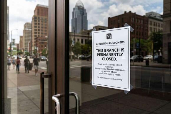 Cincinnati bank closures accelerate amid a rapid shift to digital ...