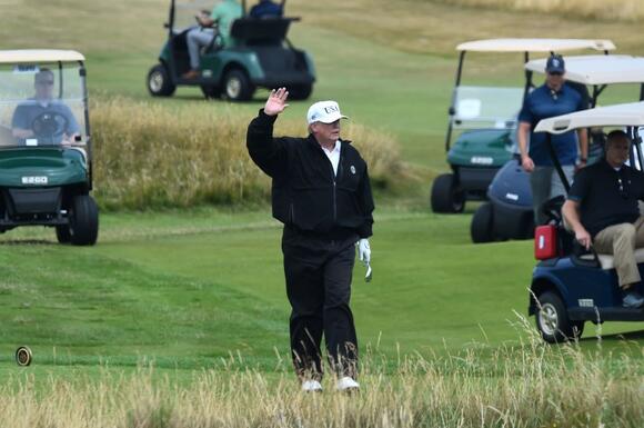 VIDEO: Donald Trump’s Caddie Thought No One Was Watching As Cameras ...