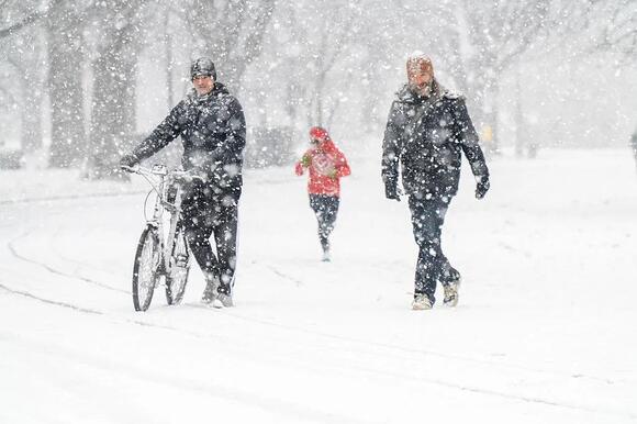 How to Stay Safe and Warm in Extreme Cold Weather - NewsBreak