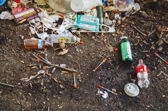 A New Drug Cocktail Is Hitting the U.S.—And Doctors Say It’s Causing ...