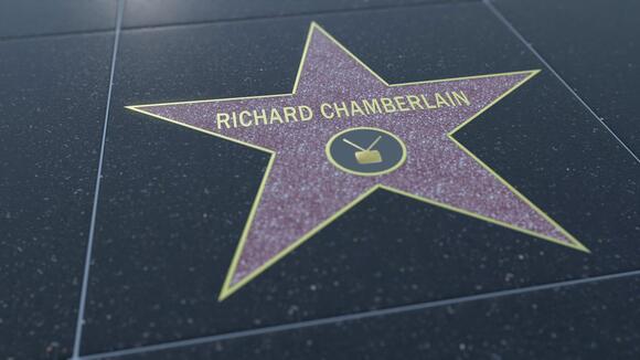 Richard Chamberlain’s Legacy In 2025: His Net Worth & Who Will Inherit ...