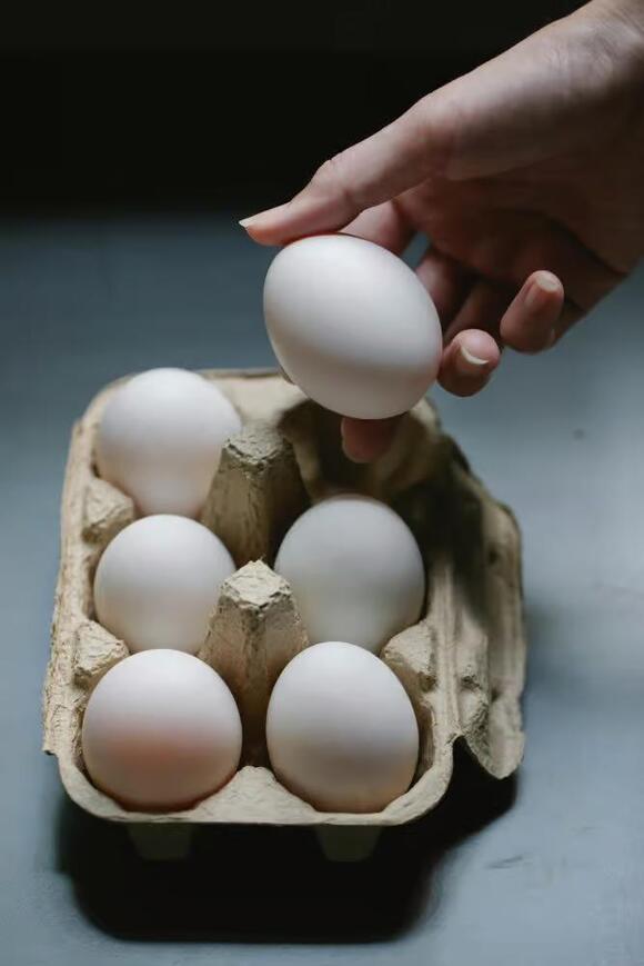 Do Not Try This Egg Trend USDA and FDA Warn It Could Make You Sick ...