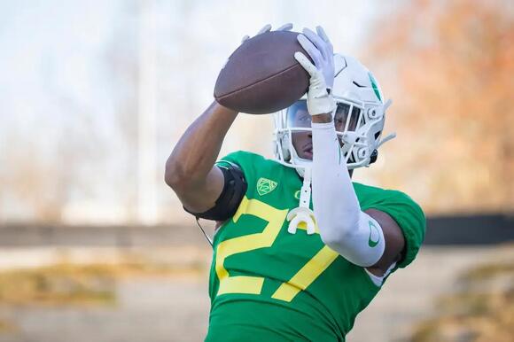 Oregon defensive back Daylen Austin arrested in fatal hit-and-run crash