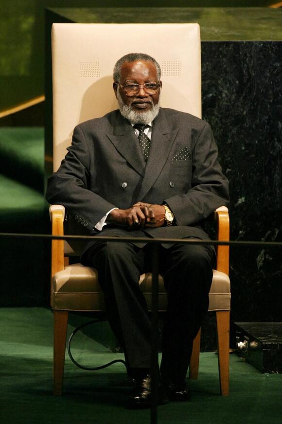 Sam Nujoma, Namibia’s fiery freedom fighter and first president, dies ...