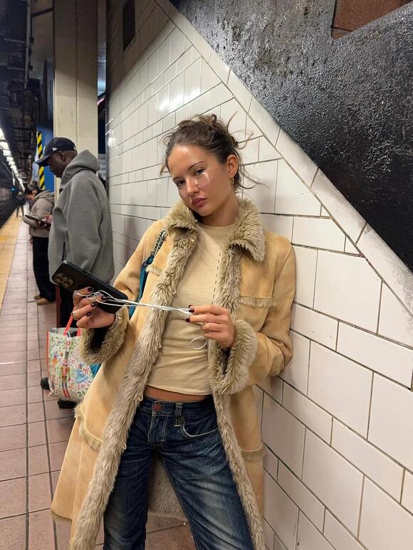 From Low-Rise Bootcut Jeans to Napoleon Jackets—7 Trends That Will Make ...