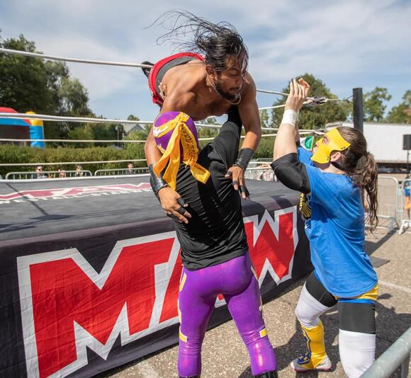 Parades, lucha libre, dance kick off month of celebrations of Latino ...