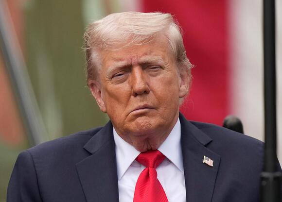 Republican Warns Trump is Becoming a ‘Weekend at Bernie’s’ President ...