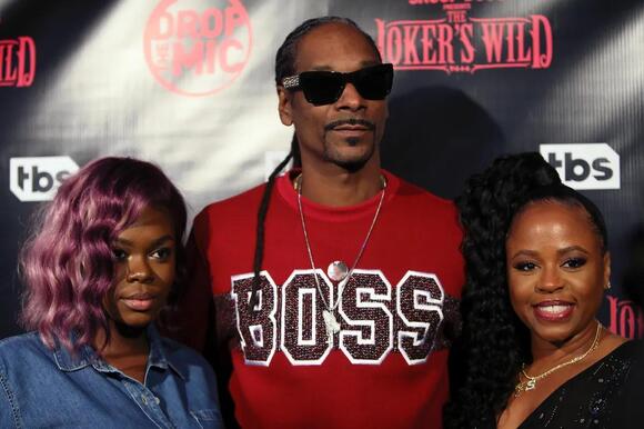 Snoop Dogg Shows Support for Daughter Cori Broadus After the Death of ...