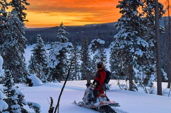 Snowmobile Rules For Grand Mesa Adventurers - NewsBreak