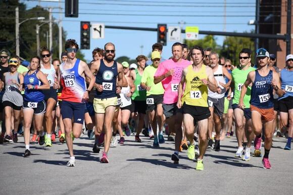 Orono man wins Bangor’s Labor Day road race by 3 seconds