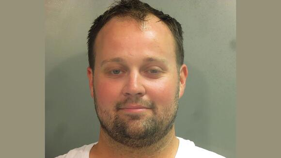 Josh Duggar’s Reported Net Worth Is Almost as Embarrassing as His ...