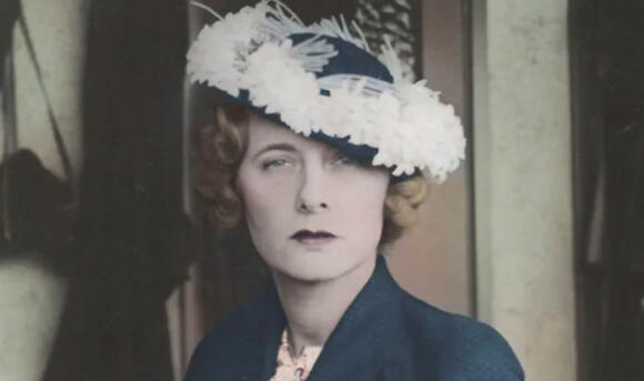 Nicknamed the "Mistress of Mayfair" for the sheer number of beds she ...