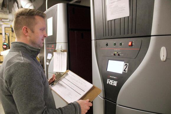 County parks, facilities director moving up, moving out - NewsBreak