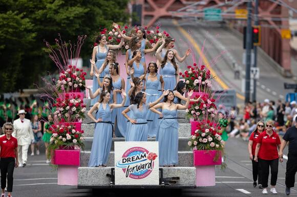 Rose Festival hits a high with Grand Floral Parade - NewsBreak