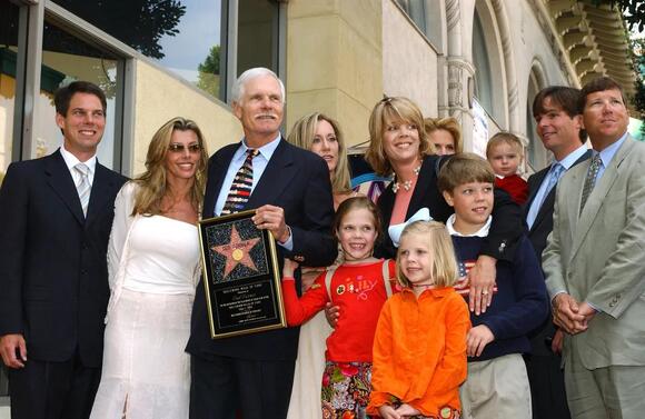 Jane Fonda Pays Tribute to Ex-Husband Ted Turner After His Passing ...