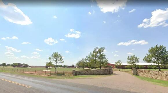 Texas Cracks Down on Foreign Land Buys - NewsBreak