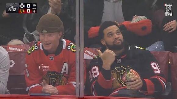 Bears fans turn on Caleb Williams for enjoying night out at hockey game ...