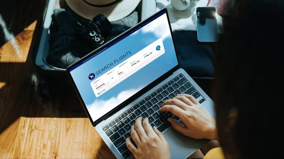 Flight Booking Timing: What Recent Data Shows About Costs and Common ...