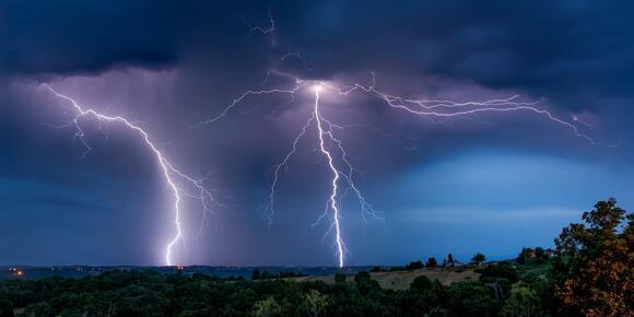 What Happens To Your Body When You Get Struck By Lightning?