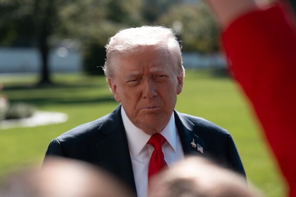 Trump says he might travel to Middle East peace talks at the weekend ...