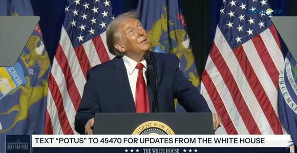 People Are Genuinely Concerned About Donald Trump's Health After This ...