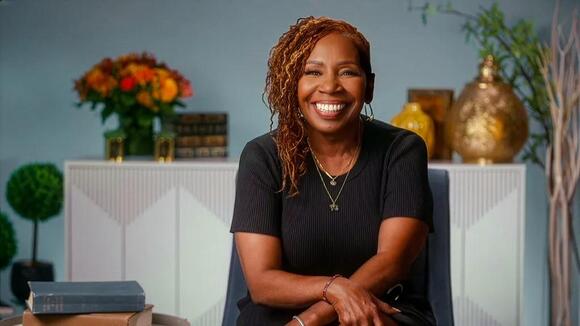 Iyanla Vanzant Talks Returning To OWN With ‘Iyanla: The Inside Fix ...