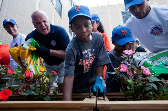 Ex-Mets catcher Barry Lyons reveals how Darry Strawberry saved his life ...