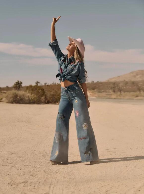 Our Top 5 Favorites From Lainey Wilson and Wrangler’s Spring Drop ...