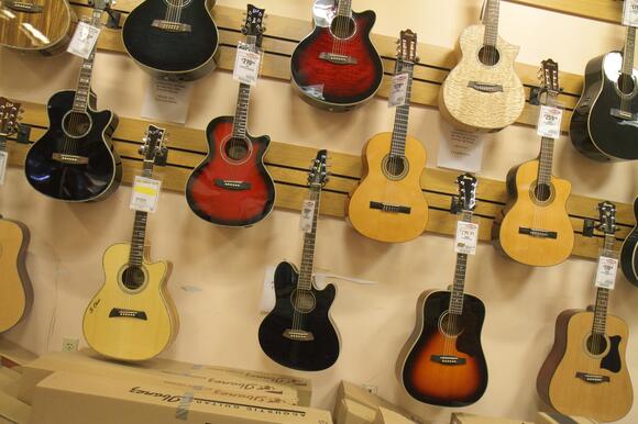 Sam Ash to close all 42 stores as beloved music chain goes out of ...