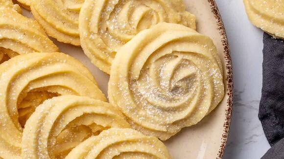 26 Easy Desserts With Minimal Ingredients That Still Impress - NewsBreak