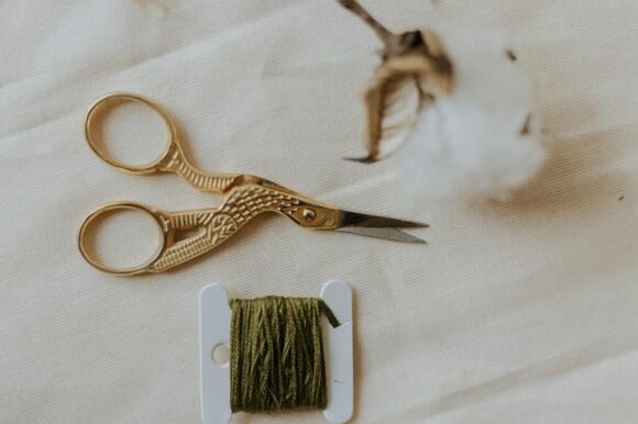 5 Sewing Supplies Quietly Becoming Valuable Collectibles - NewsBreak