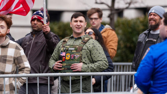 Far-right influencer Jake Lang arrested in Texas for making terroristic ...
