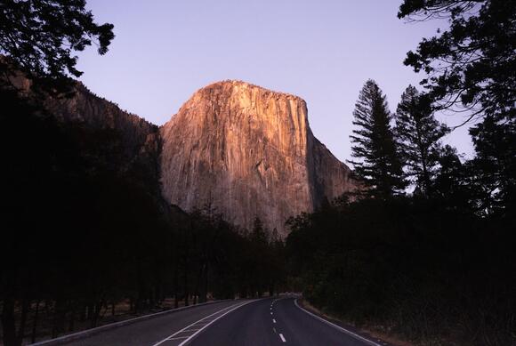 Places In The US With Dramatic Cliff Views - NewsBreak