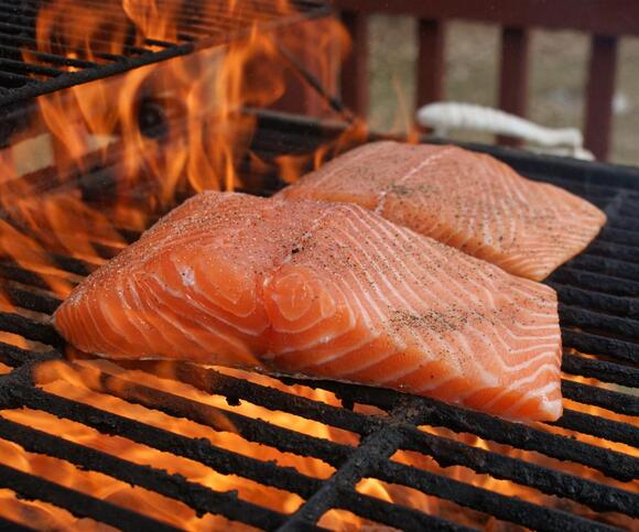Chefs reveal the best temperatures for grilling perfect chicken ...