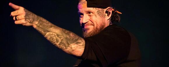 Country Radio Broadcasters Announce Jelly Roll as 2026 Artist ...