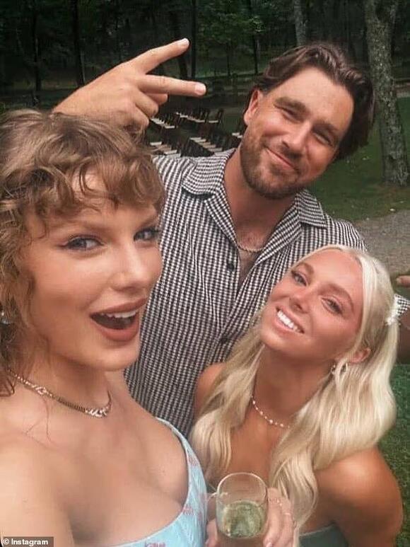 Travis Kelce returns to the golf course with NFL hero after wedding in ...