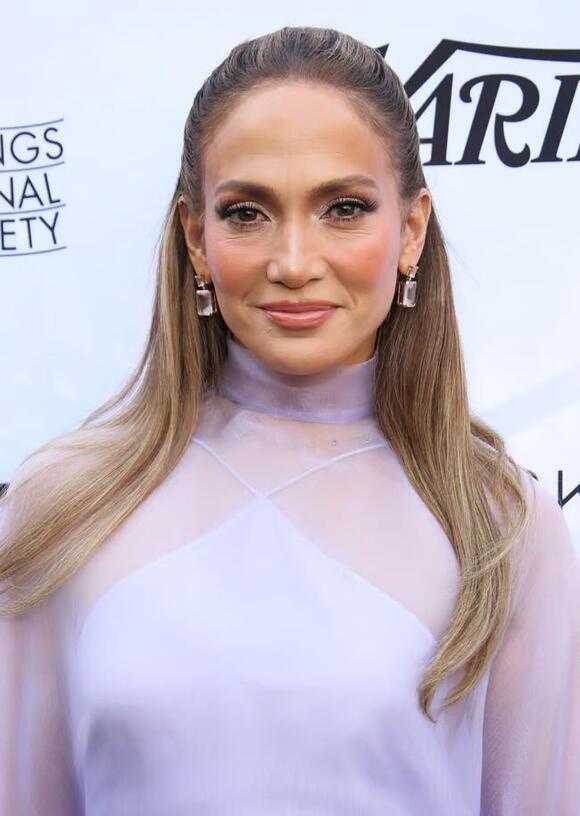 The Internet Reacts To Jennifer Lopez Saying She's In Her 'Happy Era ...
