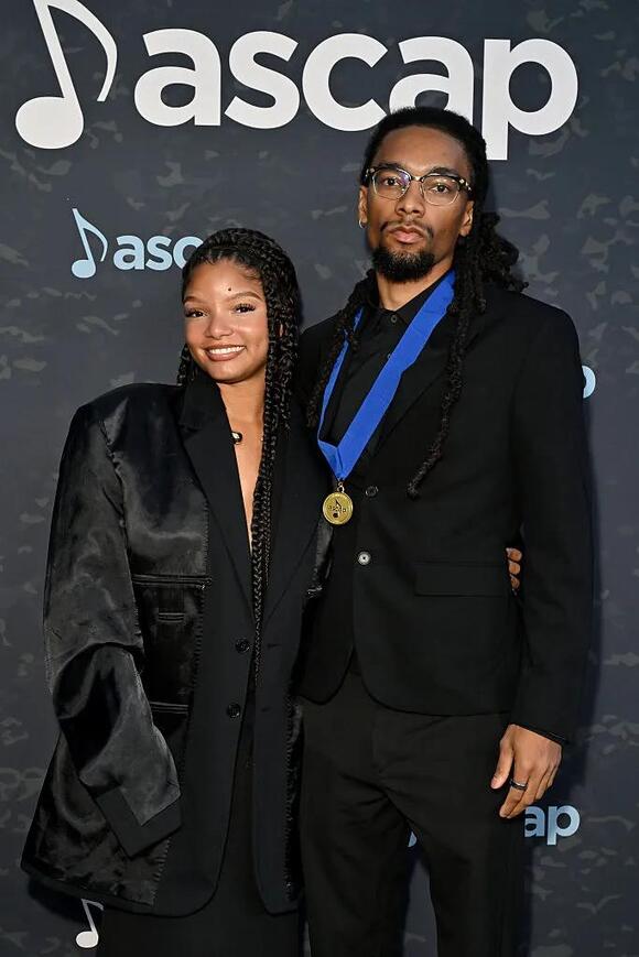 Mystery Morsel, No More: Halle Bailey Makes Red Carpet Debut With New ...