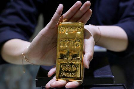Factbox-ANZ forecasts gold to hit $4,400/oz by year-end, peak at $4,600 ...