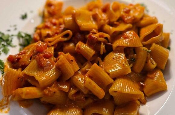 This New Italian Restaurant Just Took Over The Old New Hope Star Diner ...