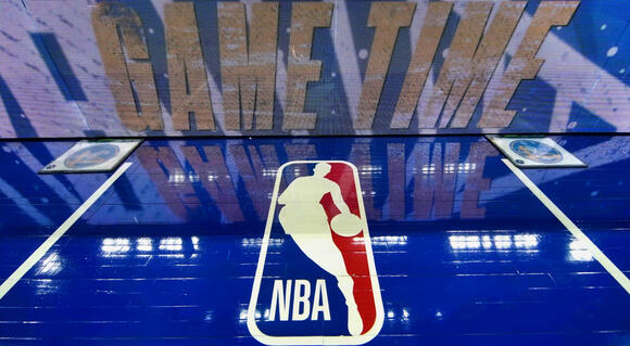 What Is A Zone Defense? How NBA Teams Use This Game-Changing Strategy ...