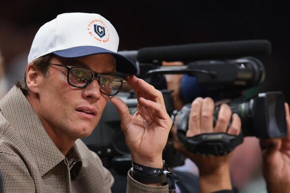 Tom Brady Turns Into Brazil Fan As 7x-SB Champ Catches World Cup Fever ...